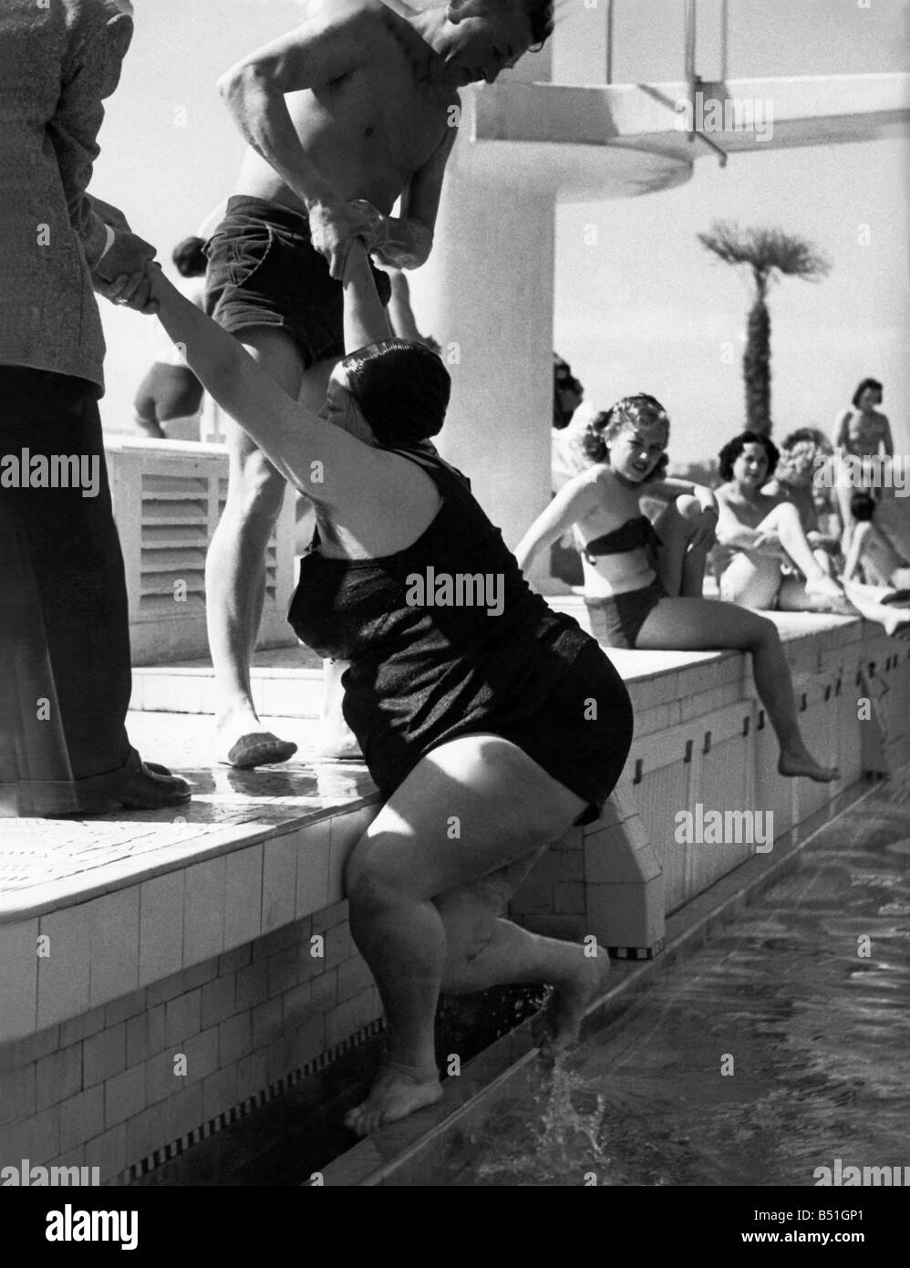 1950s swimming pool outdoor hi-res stock photography and images - Alamy