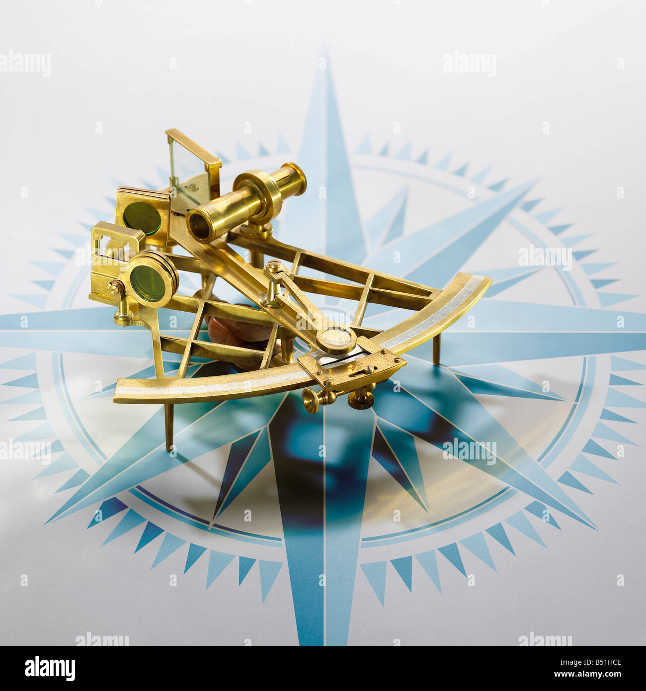 Antique brass sextant hi-res stock photography and images - Alamy