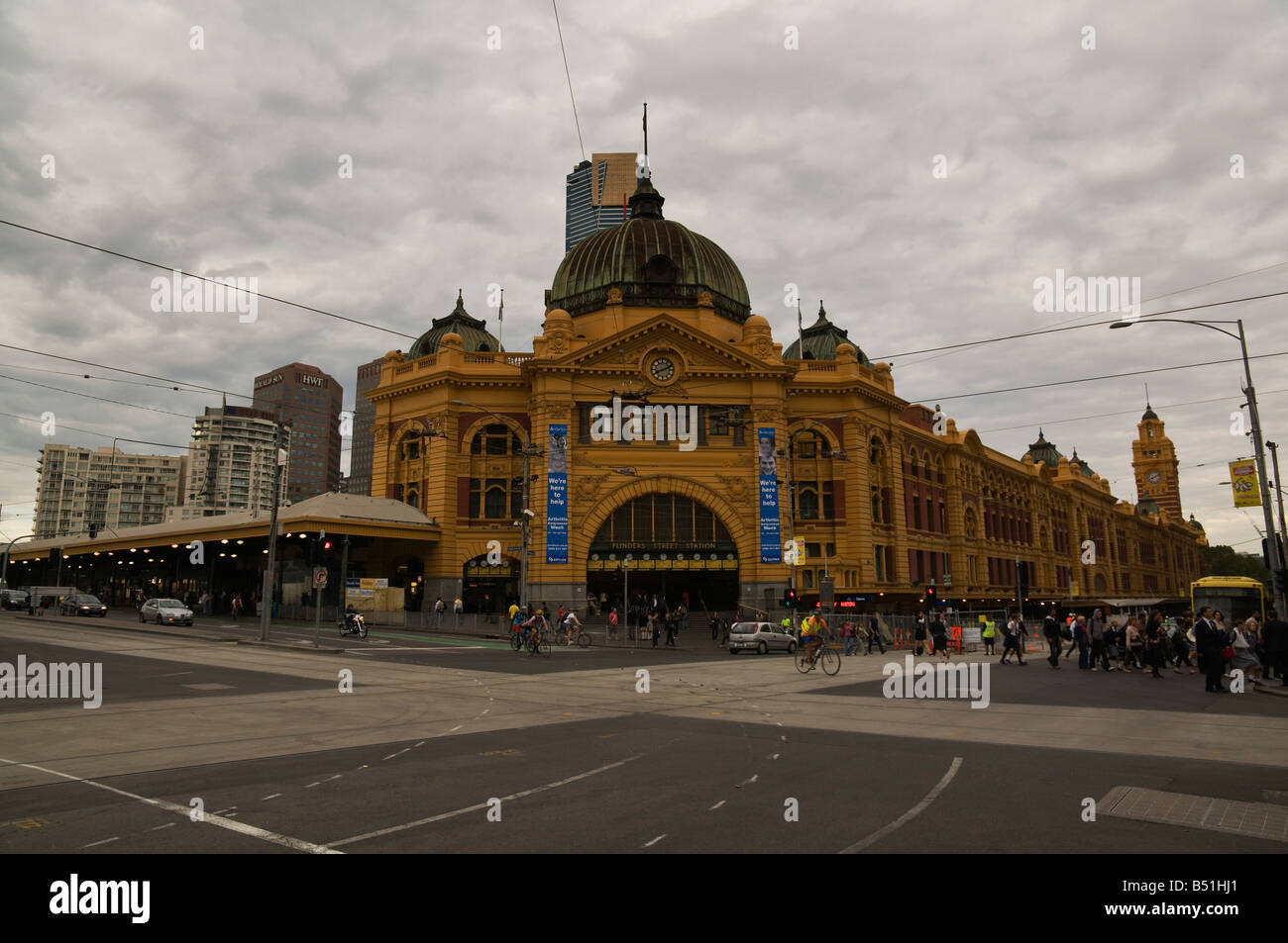 Flinders arched entrance hi-res stock photography and images - Alamy