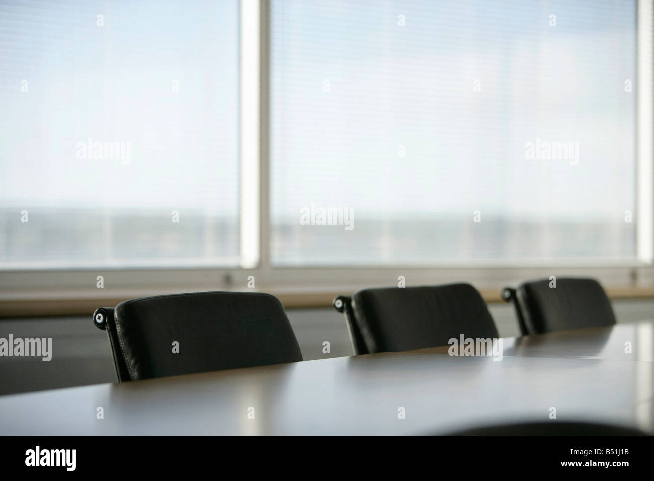 Empty boardroom hi-res stock photography and images - Alamy