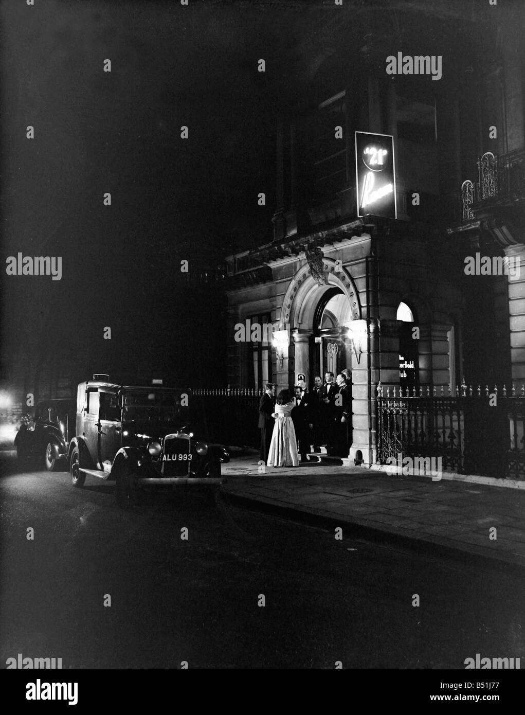 Club 1940s hi-res stock photography and images - Alamy