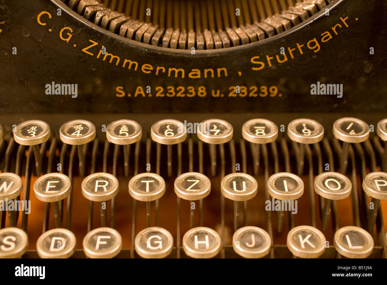 Keyboard of an old typewriter Stock Photo - Alamy