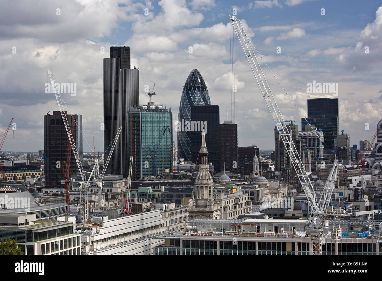 Overview city center england skyline hi-res stock photography and ...