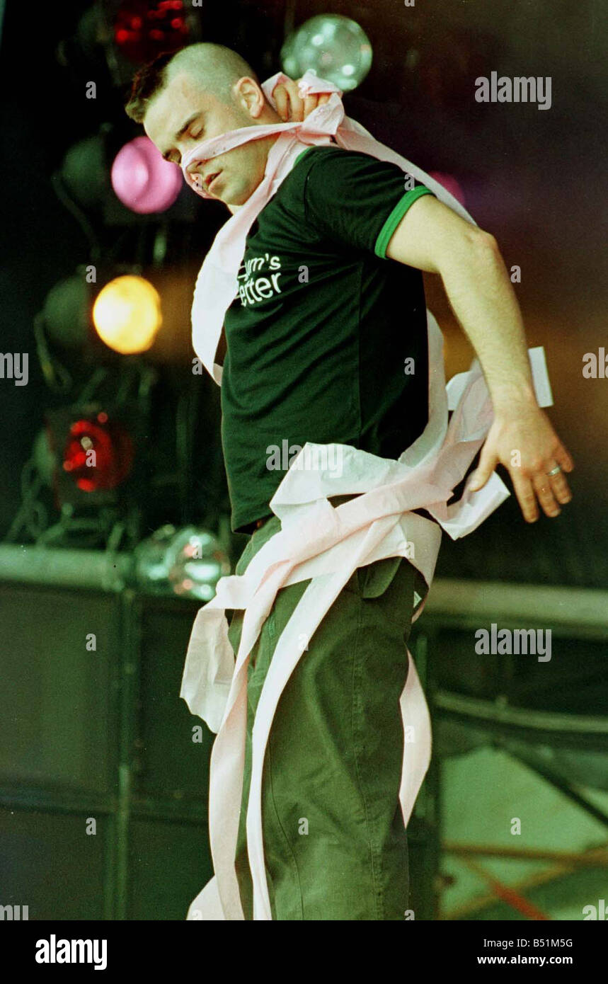 Robbie Williams T in the Park Concert 11th July 1998 T in the Park 98 ...