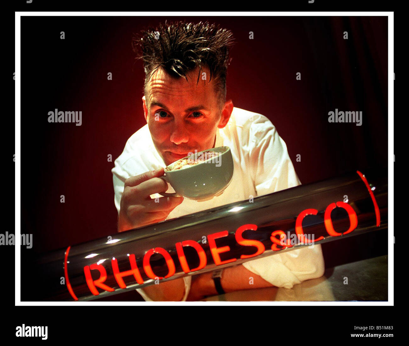 Gary rhodes 1999 hi-res stock photography and images - Alamy