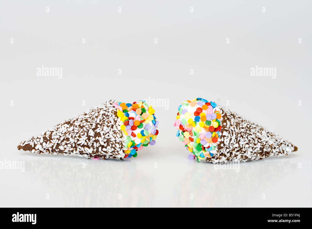 Two birthday cakes hi-res stock photography and images - Alamy