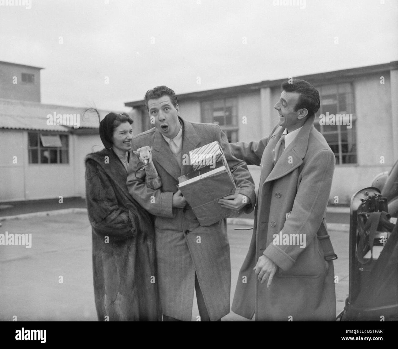 Max bygraves 1950s hi-res stock photography and images - Alamy