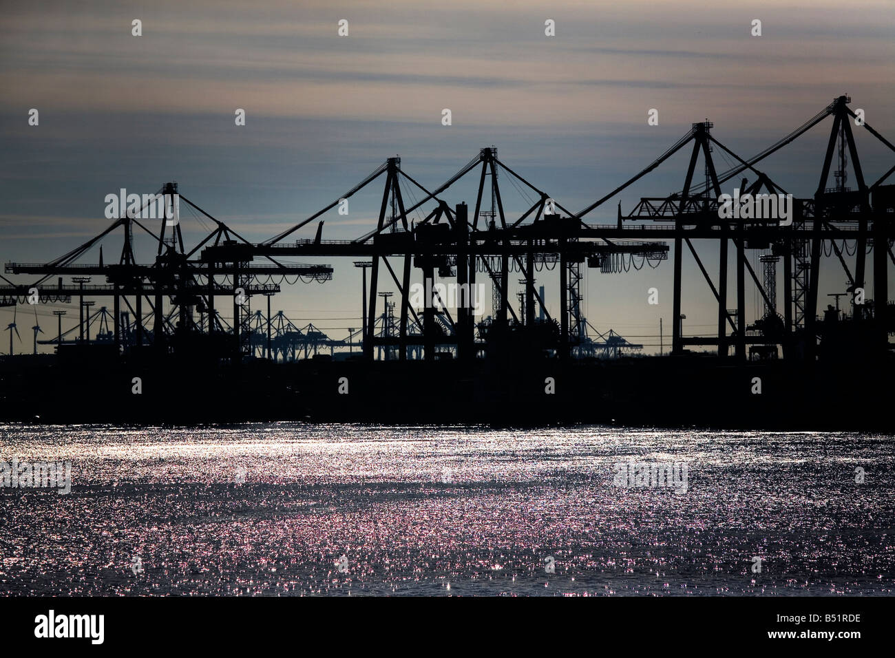 Hamburg container port Stock Photo - Alamy