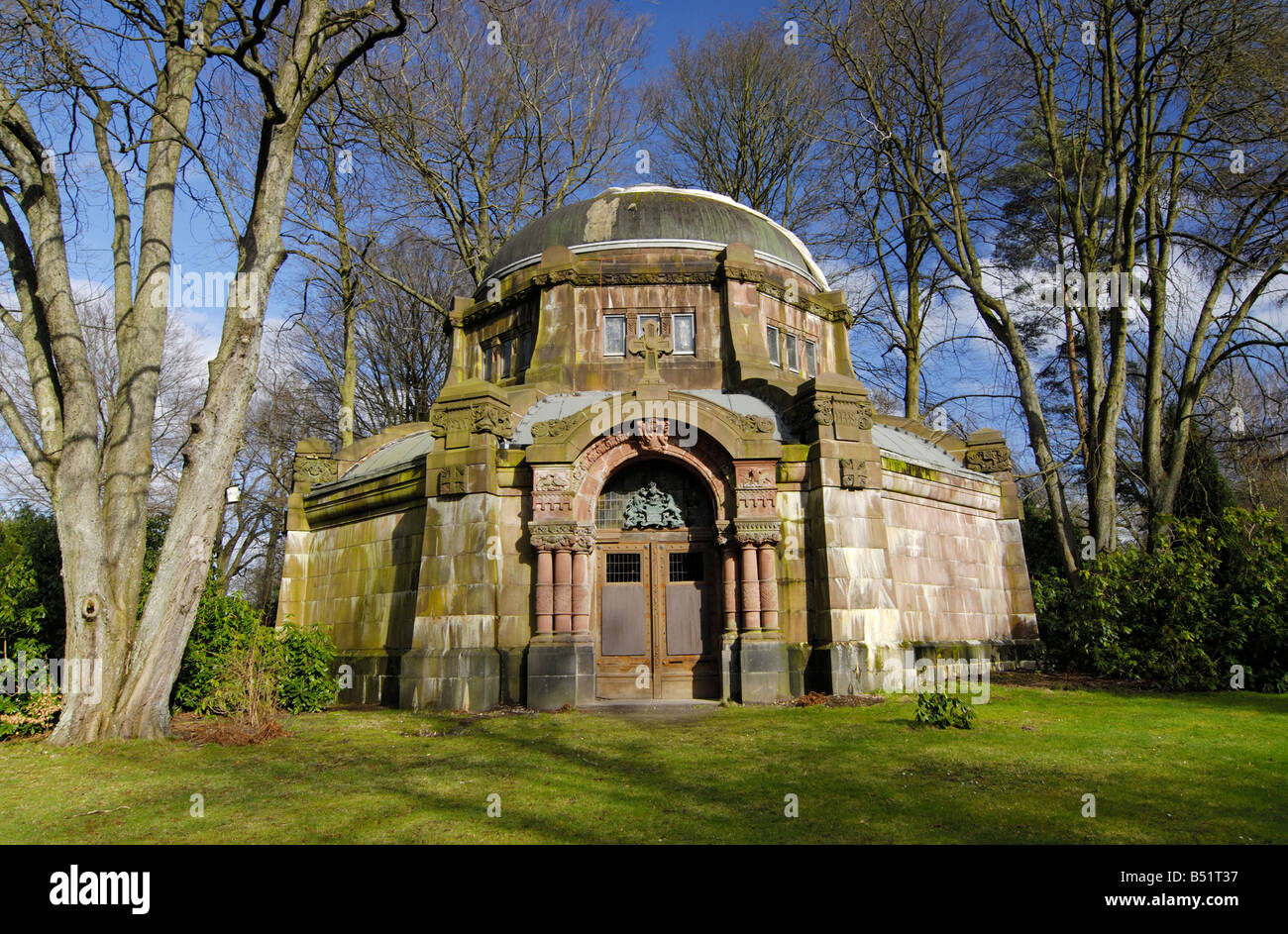 mausoleum at the cemetery Ohlsdorf in Hamburg Stock Photo - Alamy