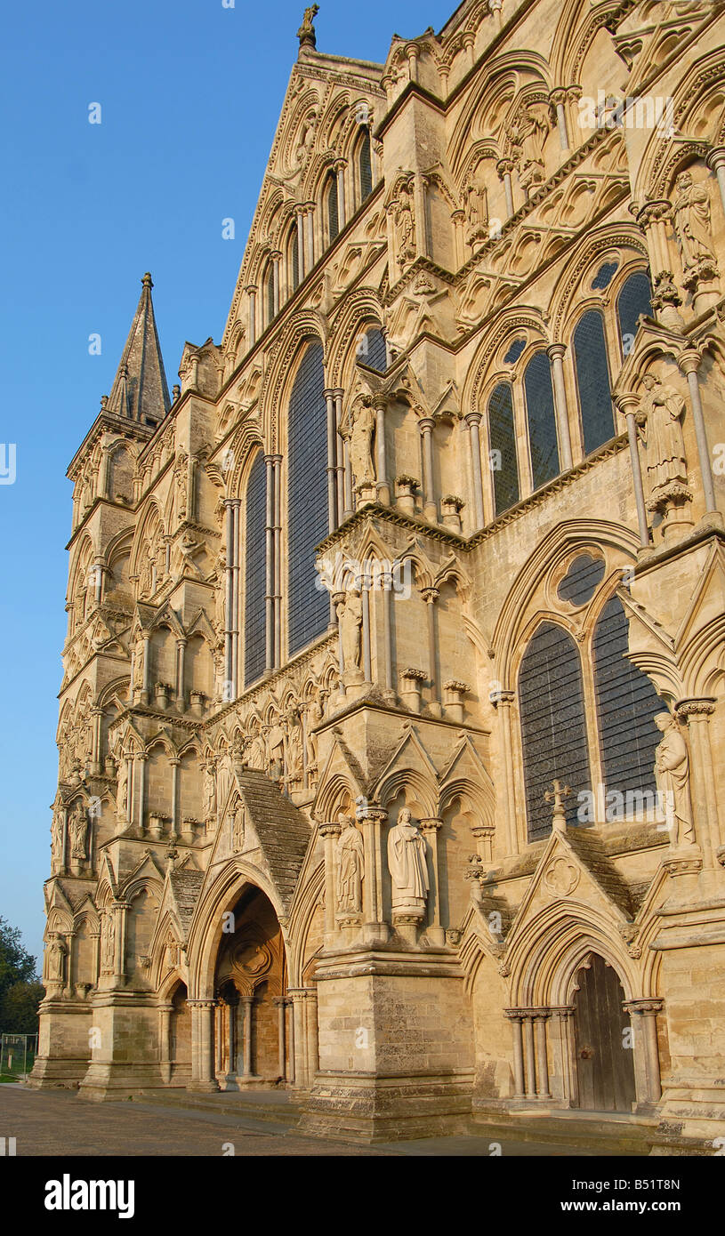 Gothic style canterbury cathedral hi-res stock photography and images ...