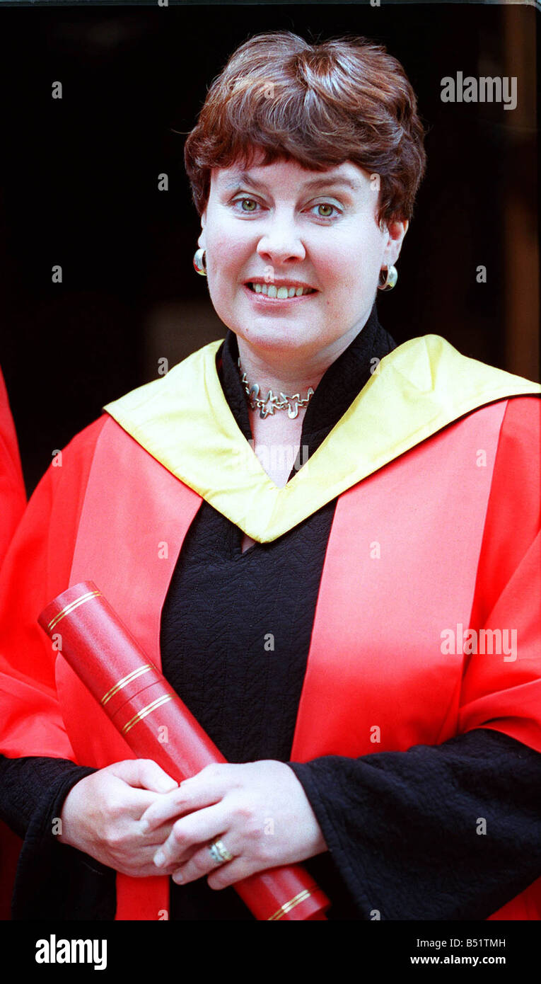 Sheena McDonald tv presenter 19th July 2000 McEwan Hall Edinburgh ...