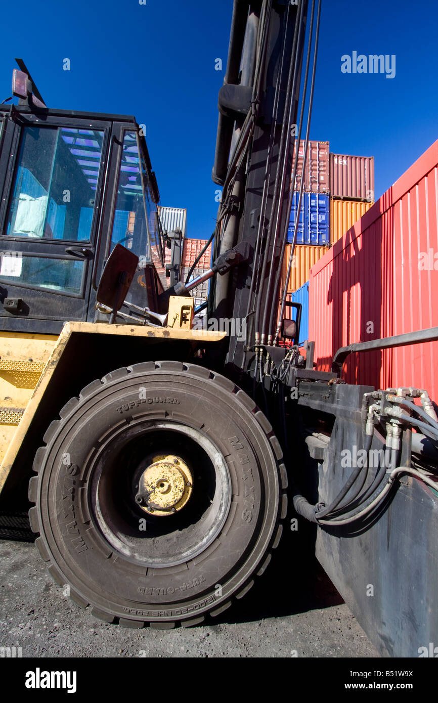 loading of containers at harbour Stock Photo - Alamy