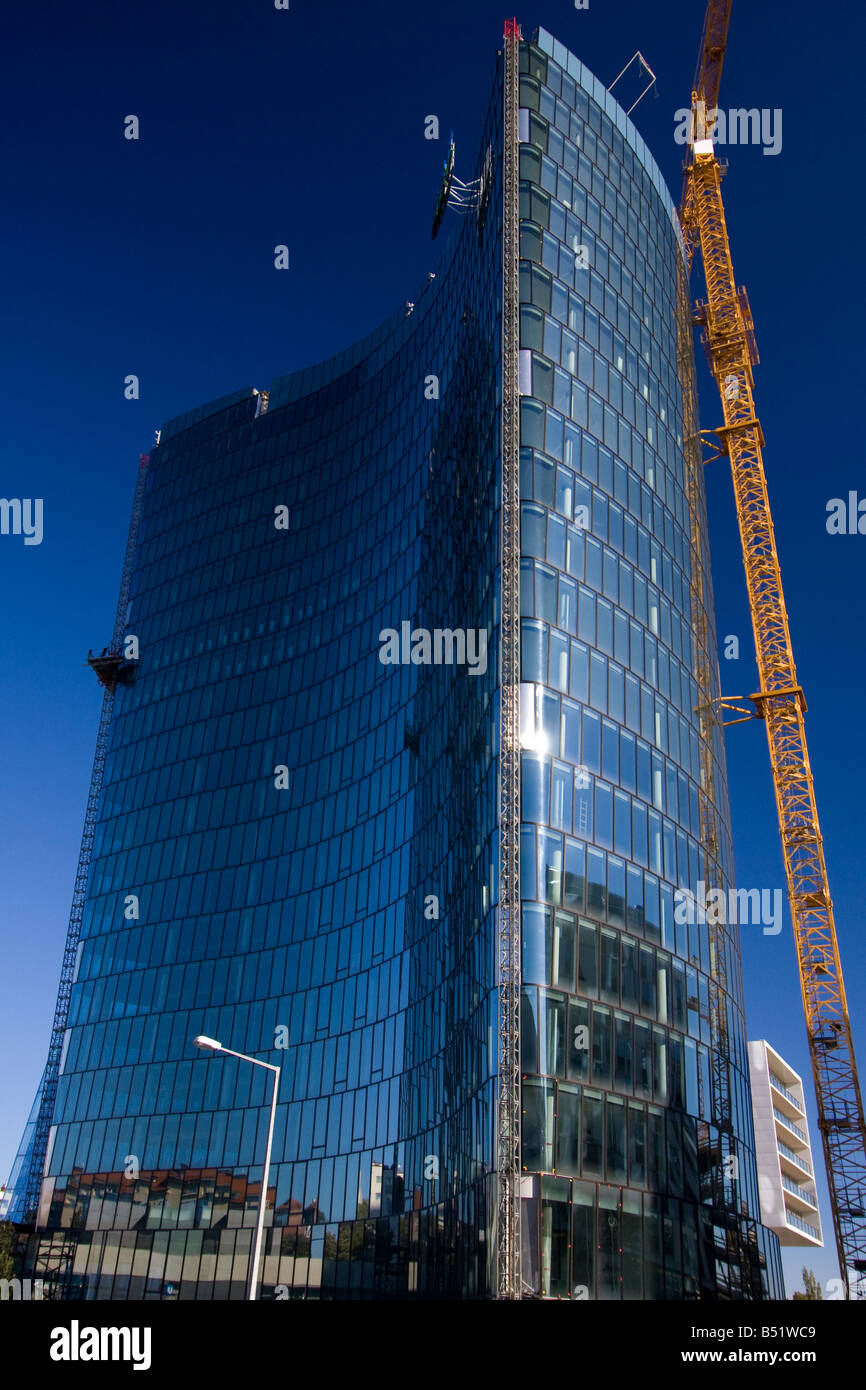 Omv building austria vienna hi-res stock photography and images - Alamy