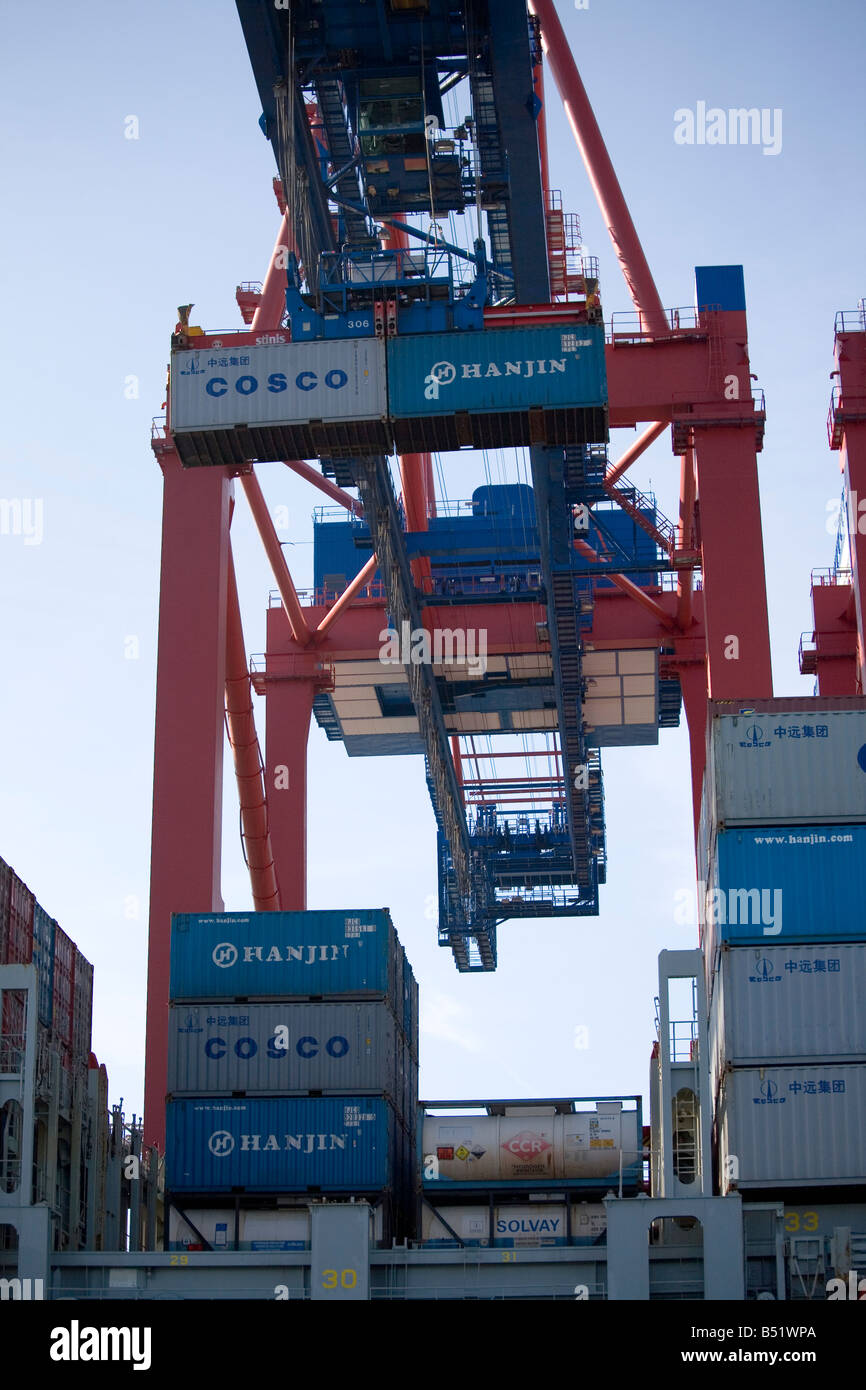 Shipping container village hi-res stock photography and images - Alamy