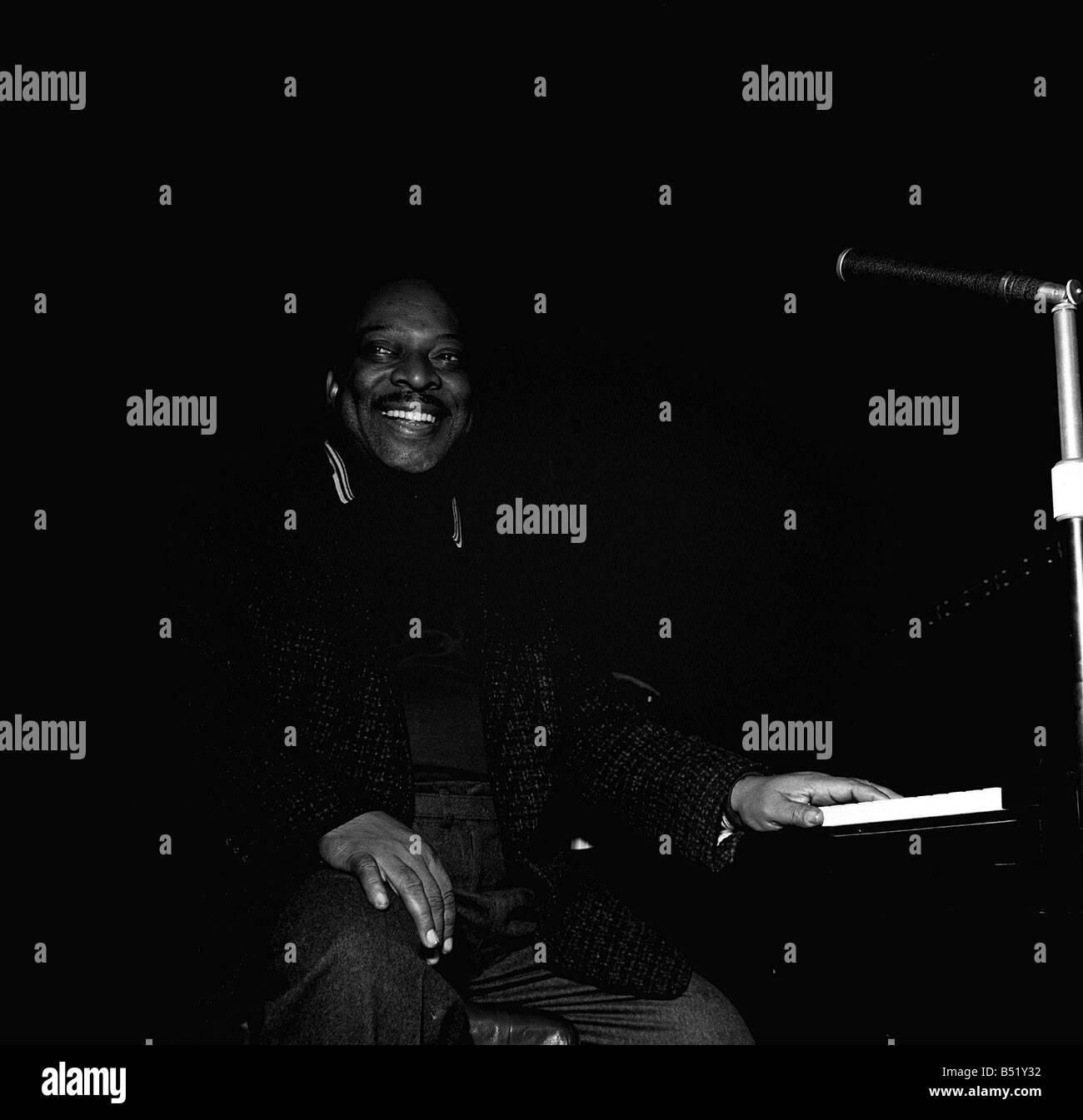 Count Basie Jazz Pianist Apr 1957 a photocall at the Royal festival ...