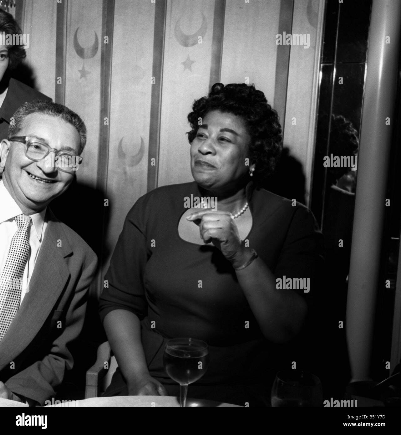 Ella fitzgerald singer 1958 hi-res stock photography and images - Alamy