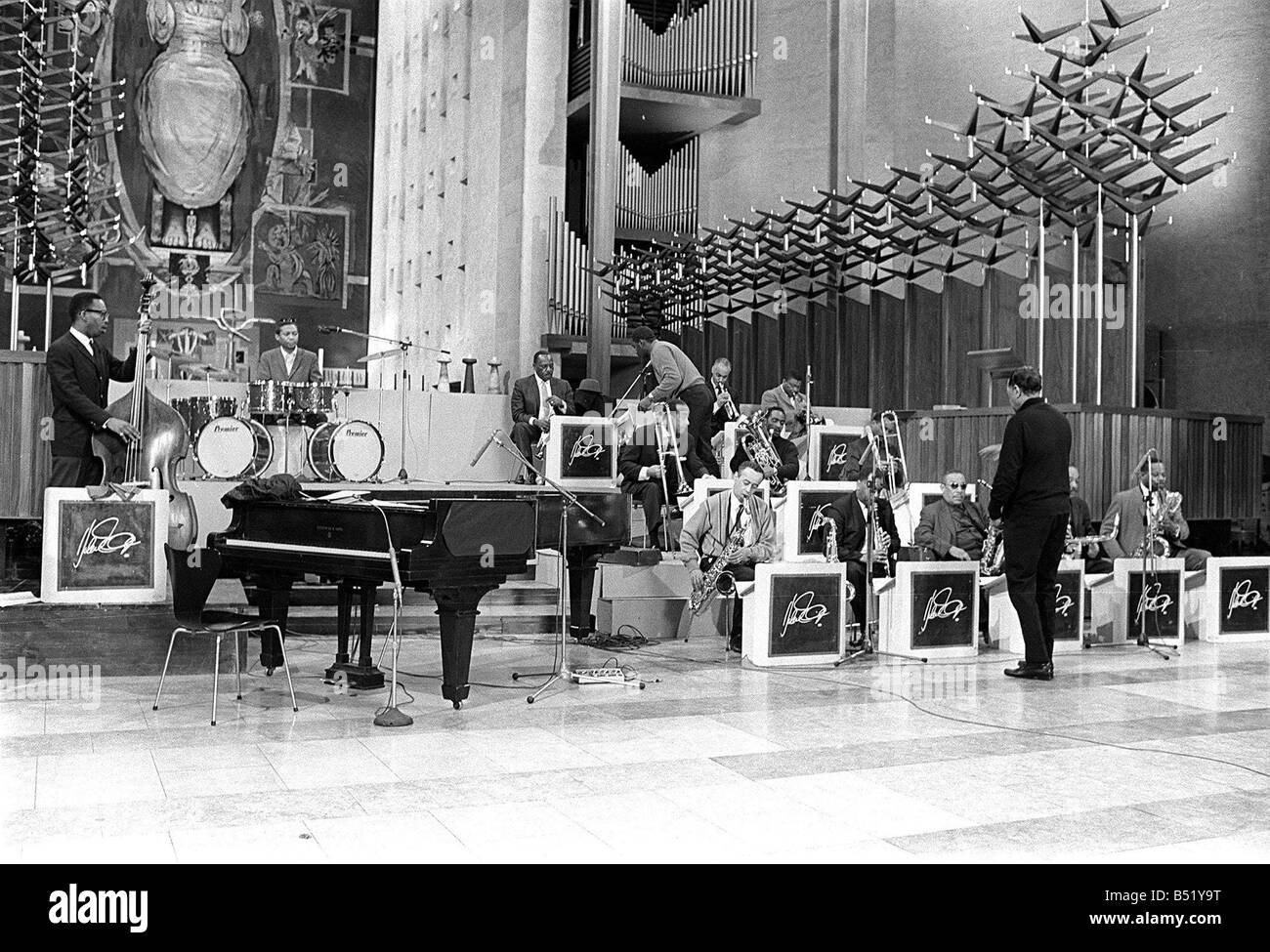 Duke ellington orchestra hi-res stock photography and images - Alamy