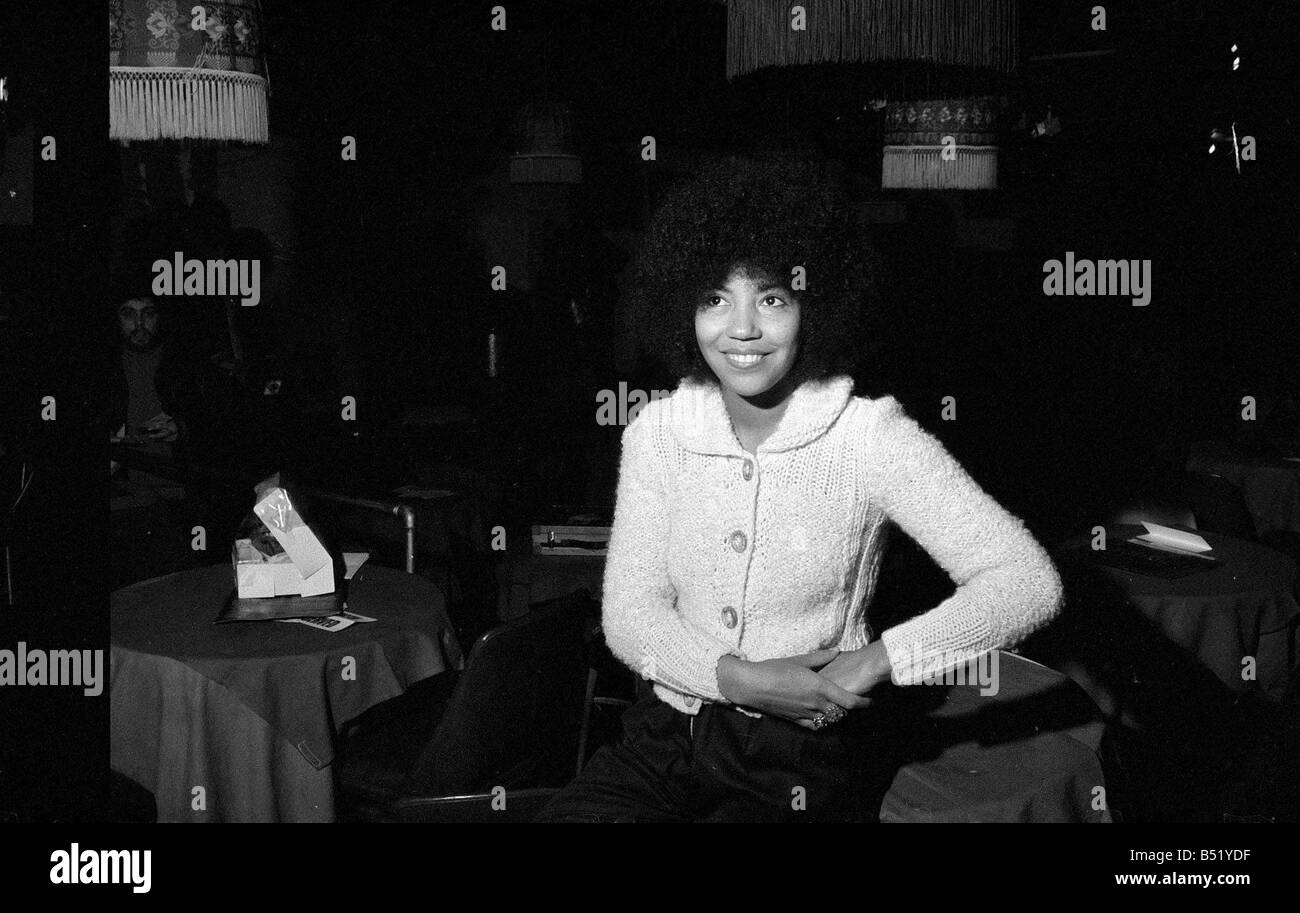 1970s Jazz and Folk singer Linda Lewis at Ronnie Scott s club in London ...