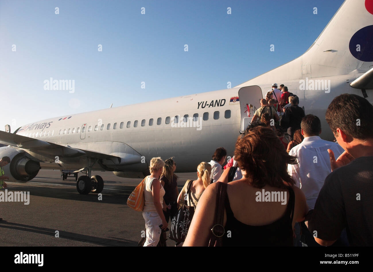 Heraklion airport plane crete greece hi-res stock photography and ...