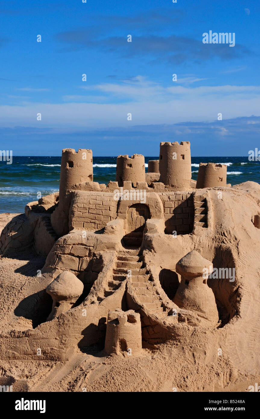 Sand castle competition hi-res stock photography and images - Alamy