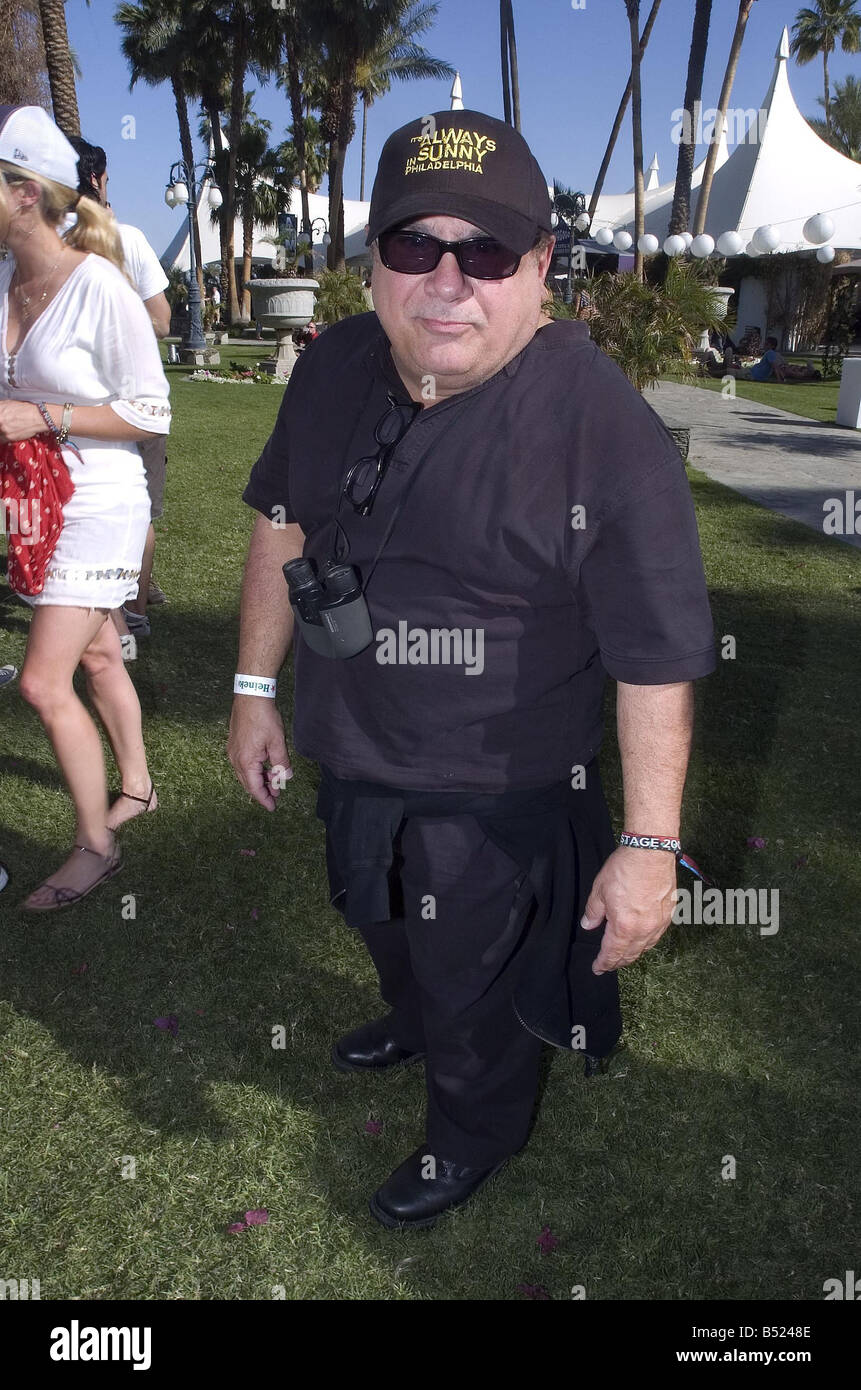 Danny de vito hi-res stock photography and images - Alamy
