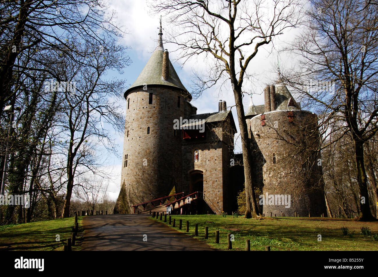 Castle Coch Tongwynlais Cardiff Wales Stock Photos & Castle Coch ...