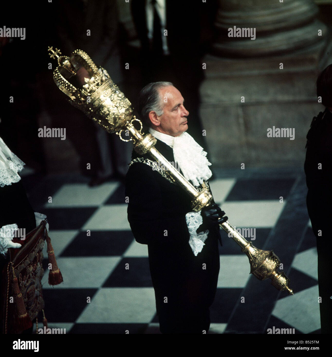 Silver jubilee 1977 celebrations hi-res stock photography and images ...