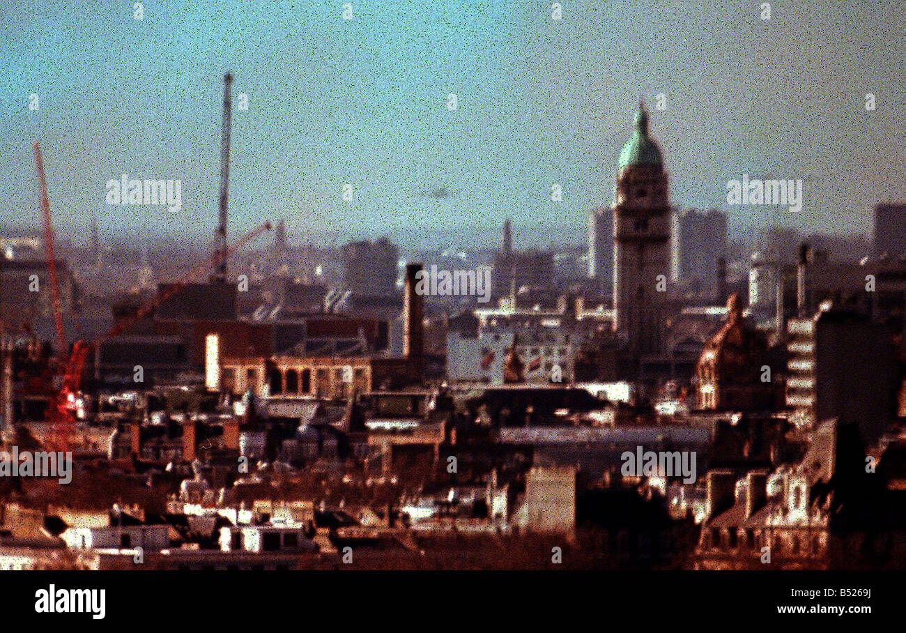 Millennium Wheel February 2000 Views of London Skyline from the top of ...