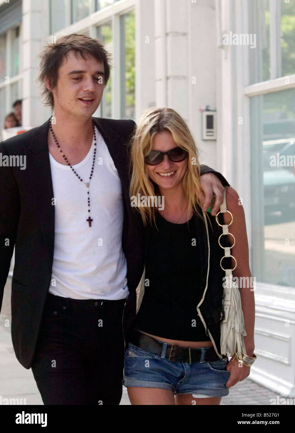 Kate Moss Pete Doherty Window