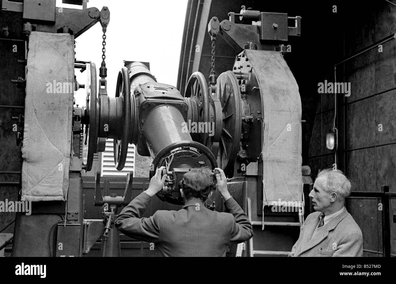1950s house interior hi-res stock photography and images - Alamy