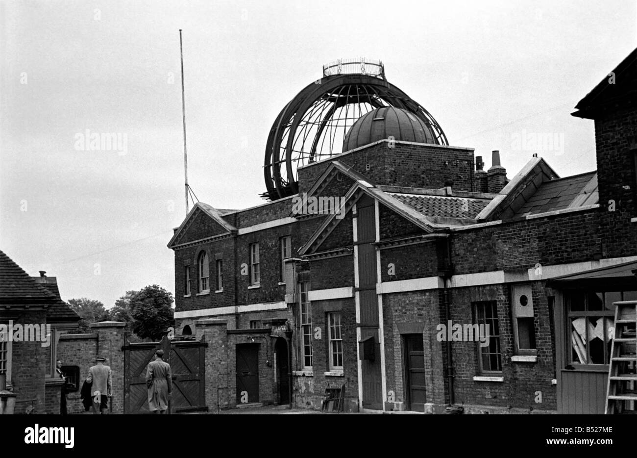 Observatory telescope interior hi-res stock photography and images - Alamy