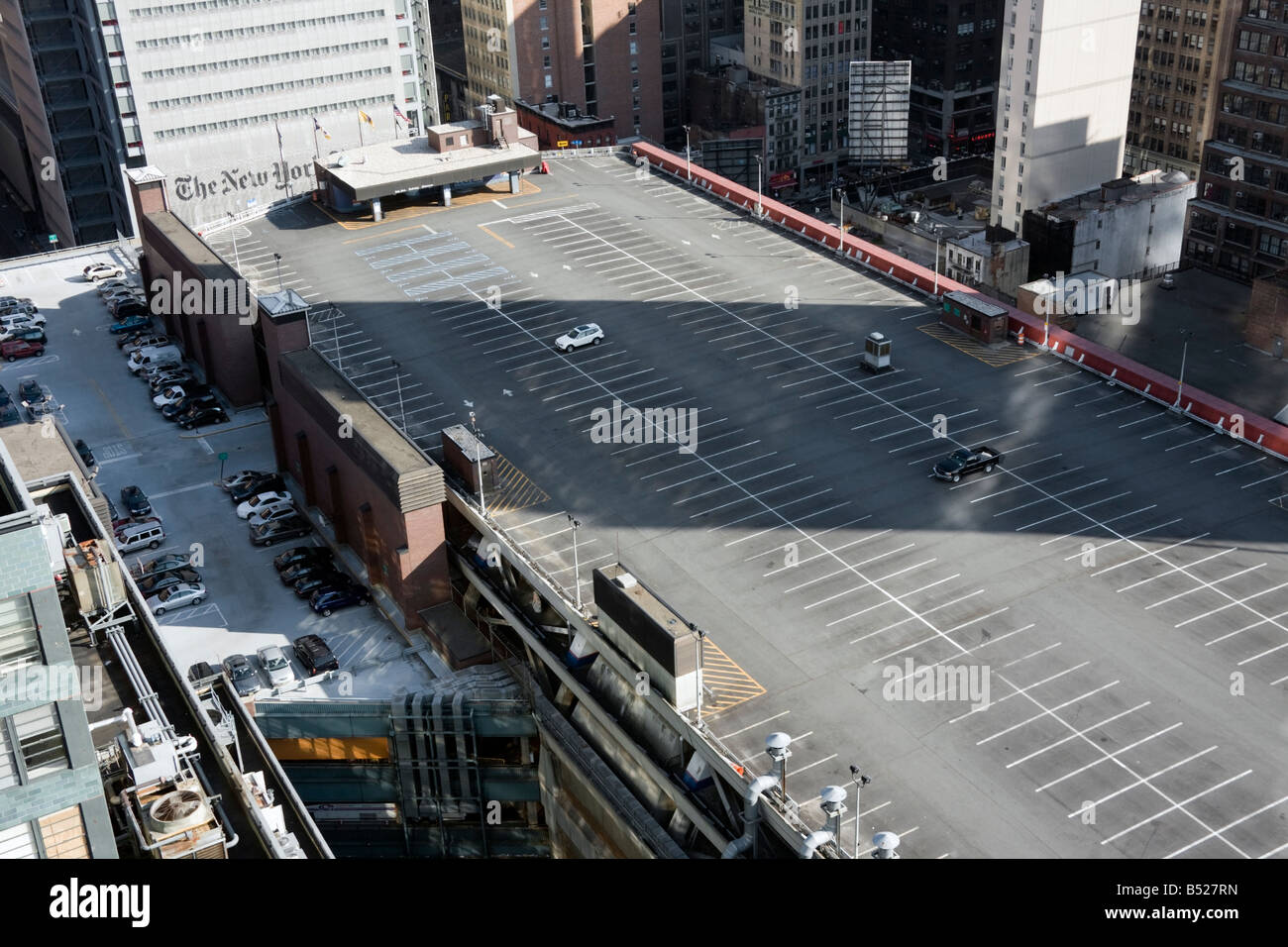 Empty state building new york hi-res stock photography and images - Alamy