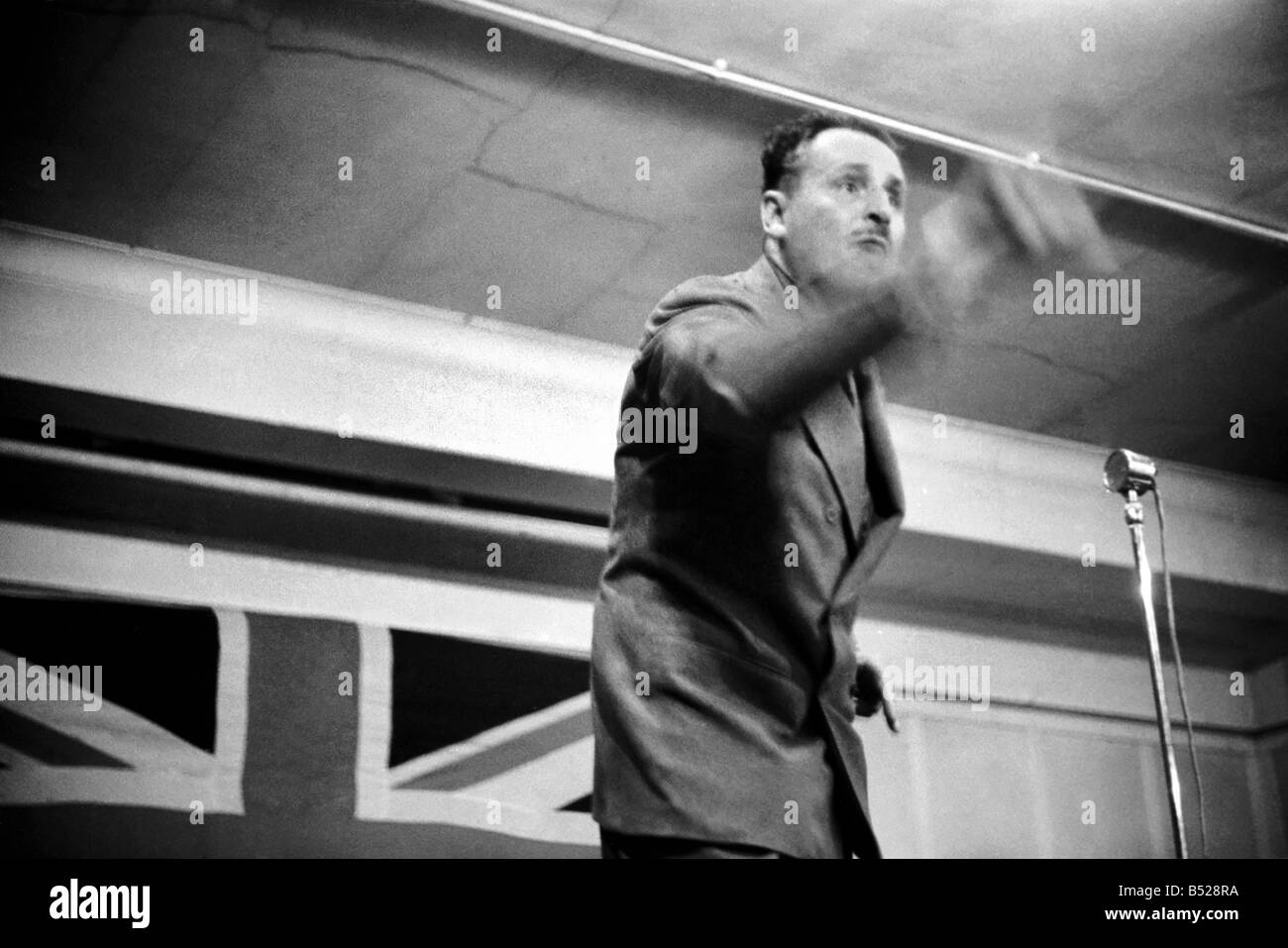 Oswald mosley 1948 hi-res stock photography and images - Alamy