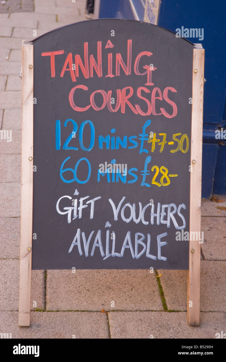 Courses available hi-res stock photography and images - Alamy