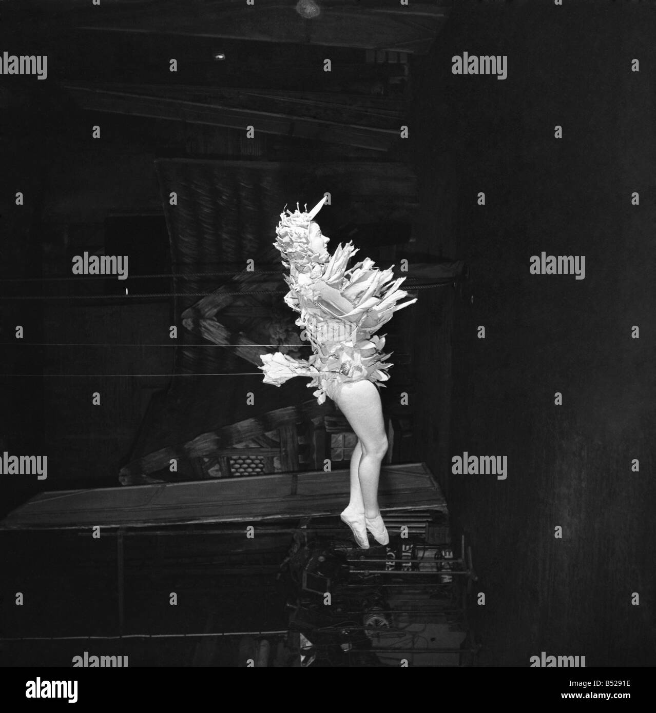 Pat Morris, Prima ballerina in flying ballet in Snow White and the ...