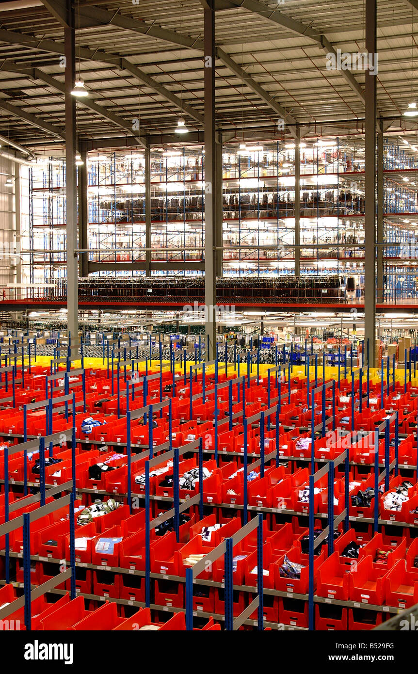 Retail clothing distribution warehouse facility Stock Photo - Alamy