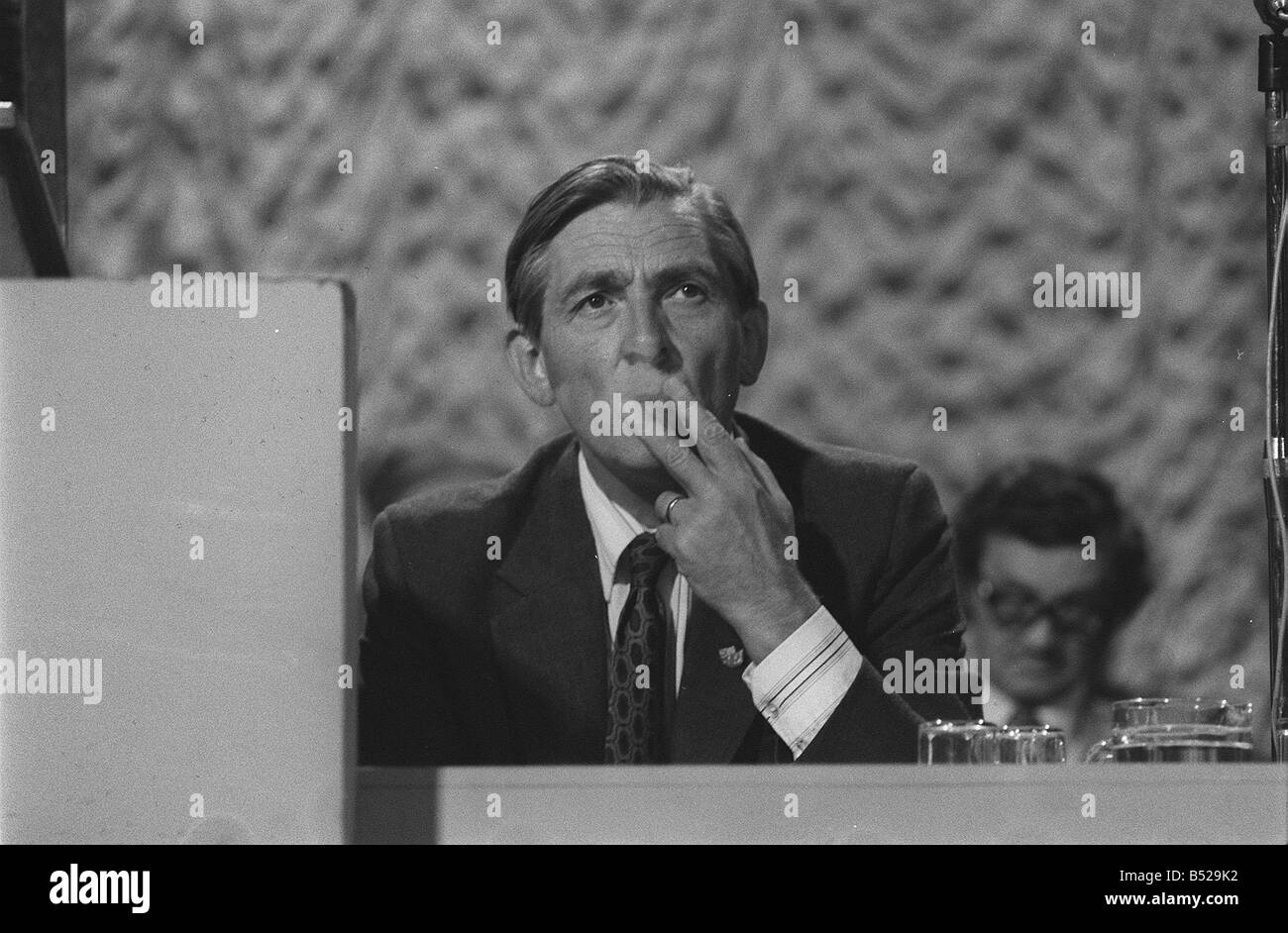 Seventies 1970s britain hi-res stock photography and images - Alamy