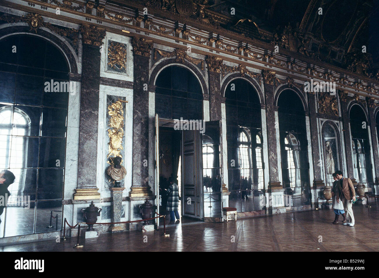 Room mirror palace versailles versailles hi-res stock photography and ...