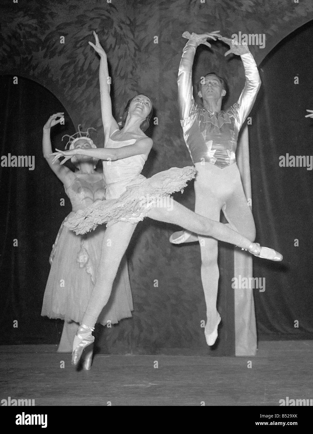 Alicia Markova Ballerina August 1949 with her dance partner Anton Dolin ...