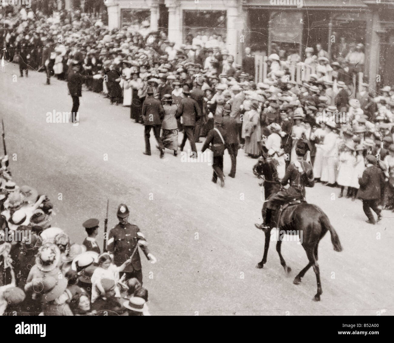 Mary richardson suffragette hi-res stock photography and images - Alamy