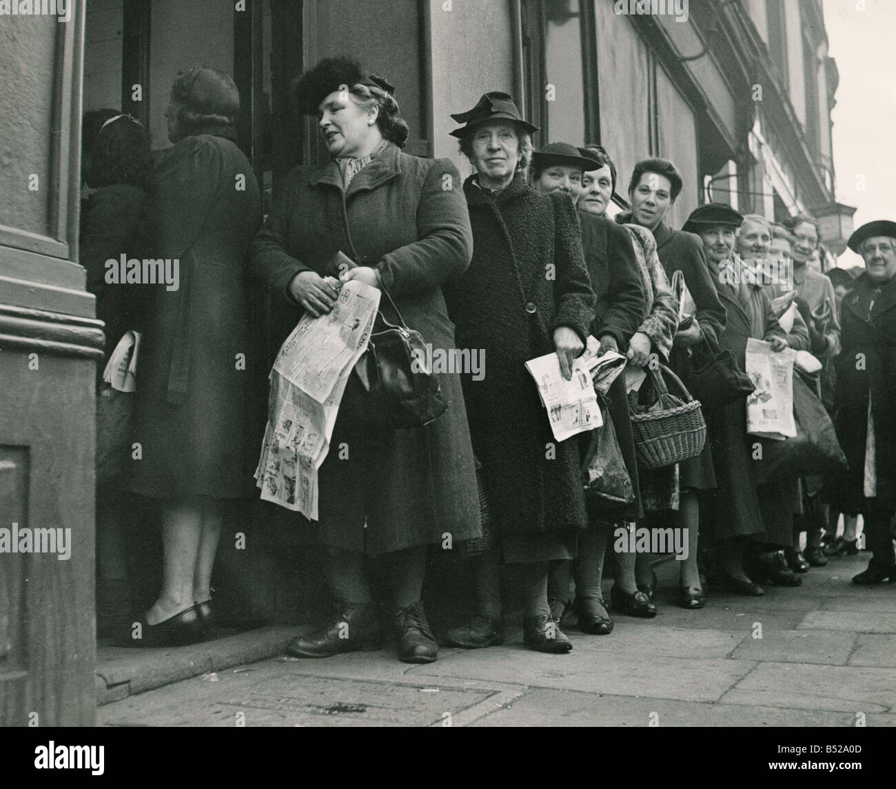 Rations ww2 hi-res stock photography and images - Alamy