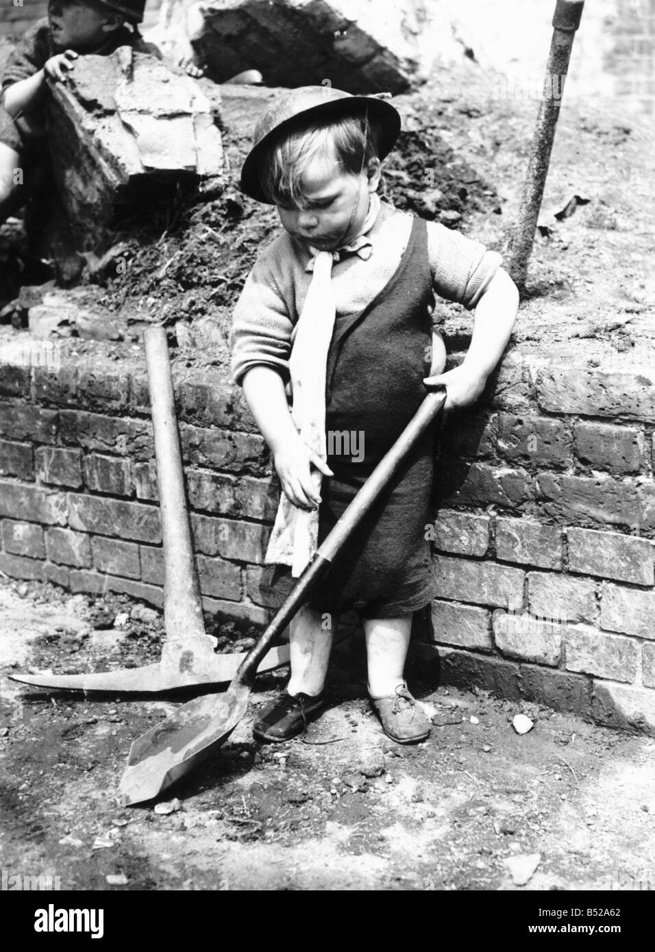 Ww2 1939 45 Black and White Stock Photos & Images - Alamy
