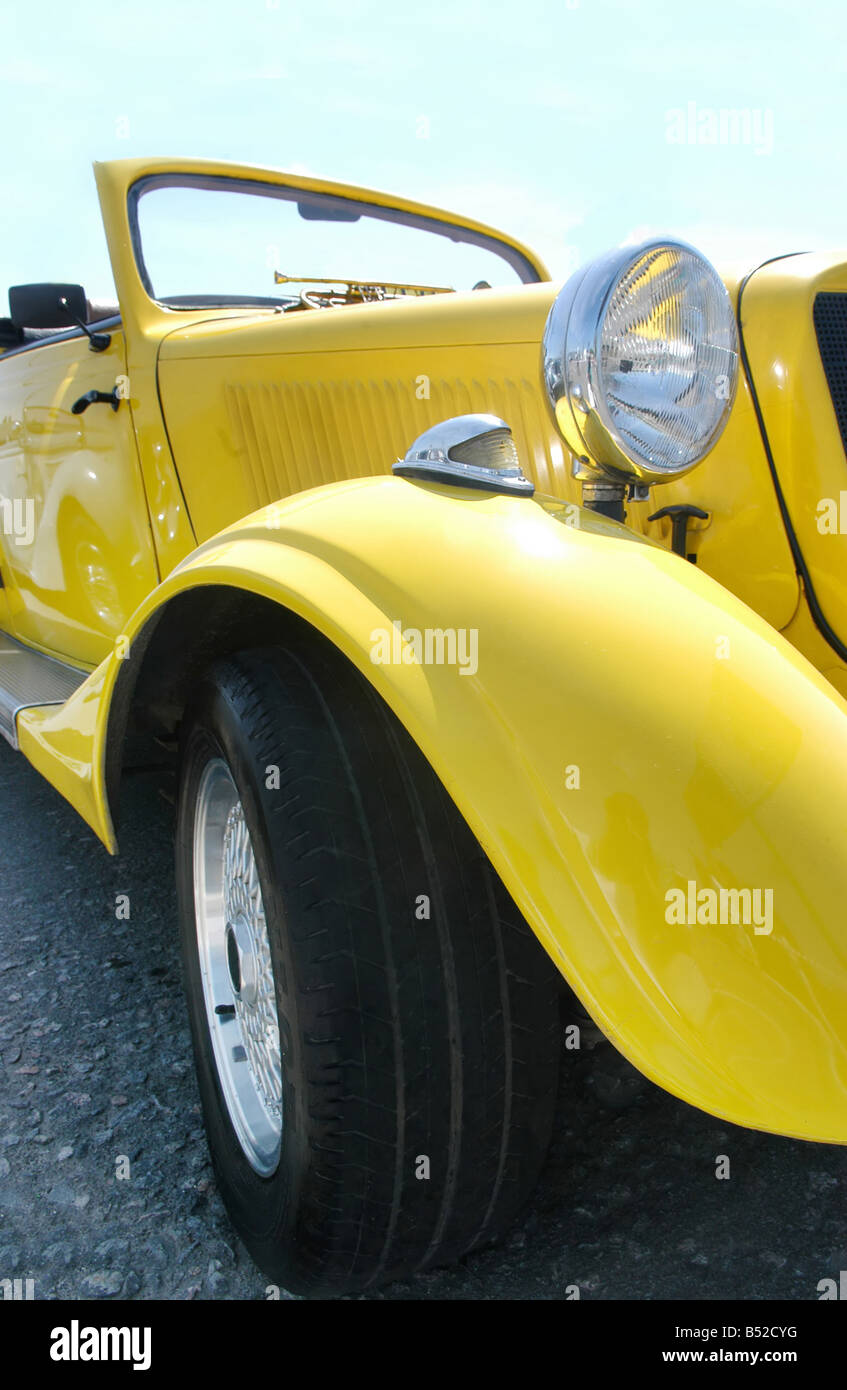 Classic yellow vehicle hi-res stock photography and images - Alamy