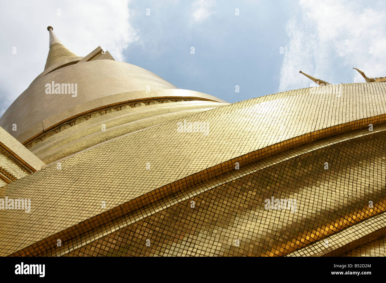 Golden Bell Shaped Temple in the Grand Palace Complex, Bangkok Stock ...