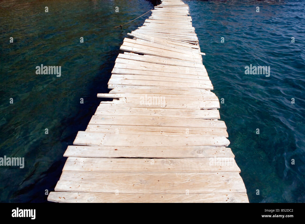 Old wooden pier Stock Photo - Alamy