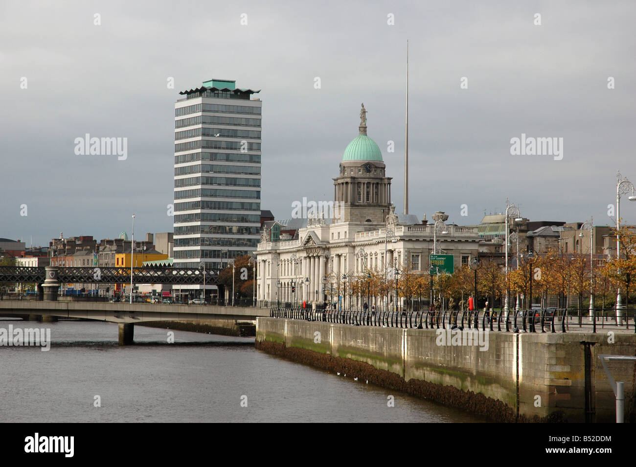 The custom house and heineken building hi-res stock photography and ...