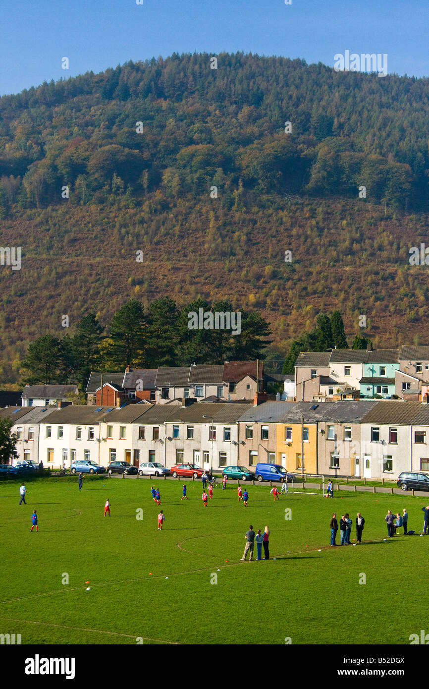 Football terrace uk hi-res stock photography and images - Alamy