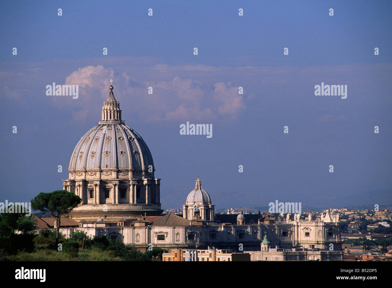 Overview of the basilica hi-res stock photography and images - Alamy