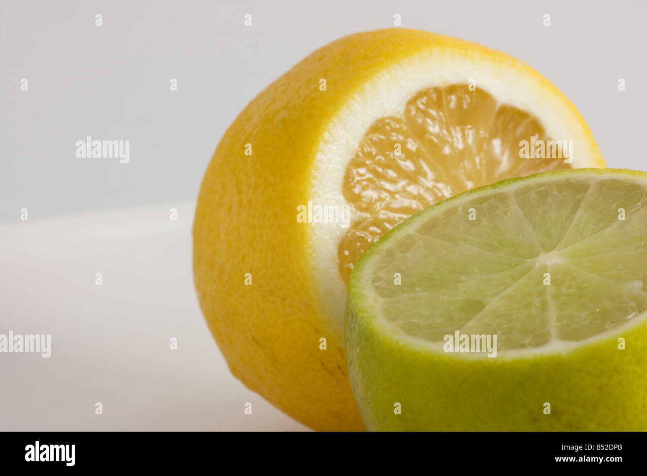 Lemon pulp texture hi-res stock photography and images - Alamy