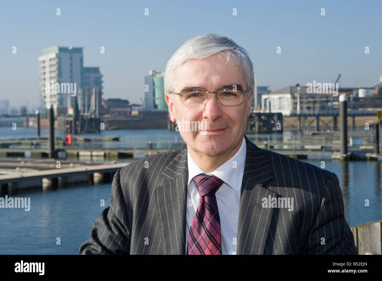 Sykes hi-res stock photography and images - Alamy